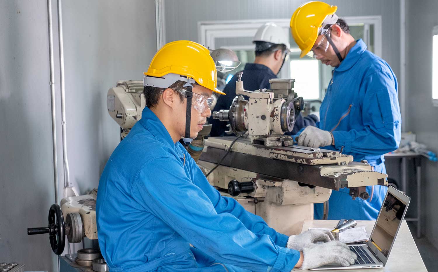 Risikoanalyse für die Arbeitssicherheit in der Produktion ...